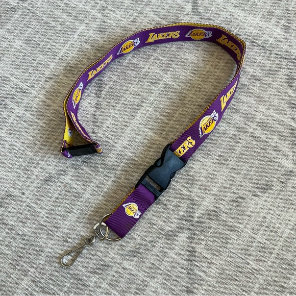 NBA | Other | Nba Basketball Los Angeles Lakers Gold Purple Keychain ...